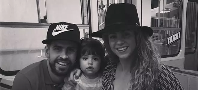 Piqué, Shakira og Milan, på ferie.