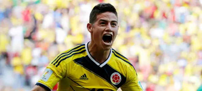 James Rodríguez festeggia un gol ai Mondiali 2014.