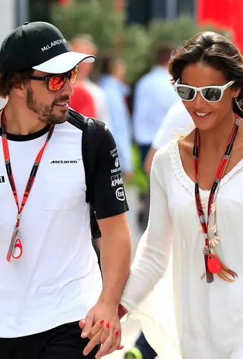 Fernando Alonso ja Lara Álvarez ja heidän rakkauslauseensa