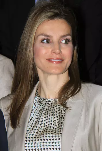 letizia, noua regină a Spaniei Regele Juan Carlos a abdicat