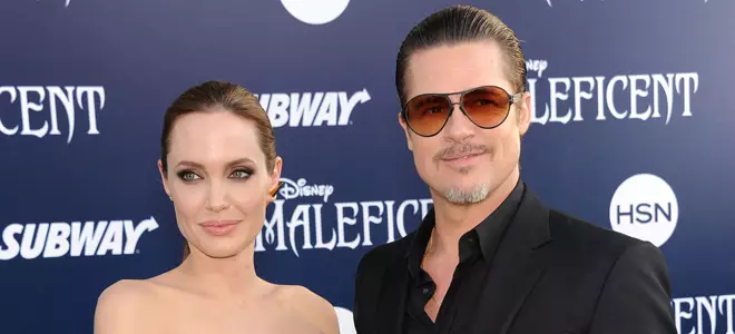 Angelina Jolie e Brad Pitt na apresentação de Malévola.