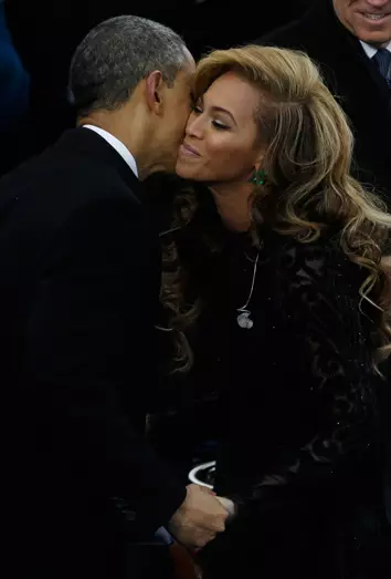U-Barack Obama no-Beyoncé bebelokhu begcina ubudlelwano obuhle kakhulu.