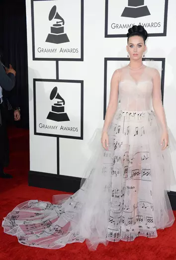 Katy Perry et son regard particulier sur les Grammys 2014.