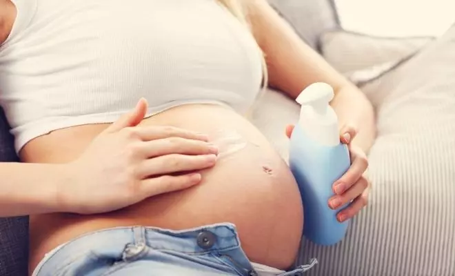 Como eliminar as estrías no embarazo? Medicina natural