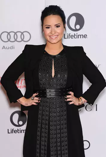 Demi Lovato konfese dejwe ekstrèm li nan kokayin
