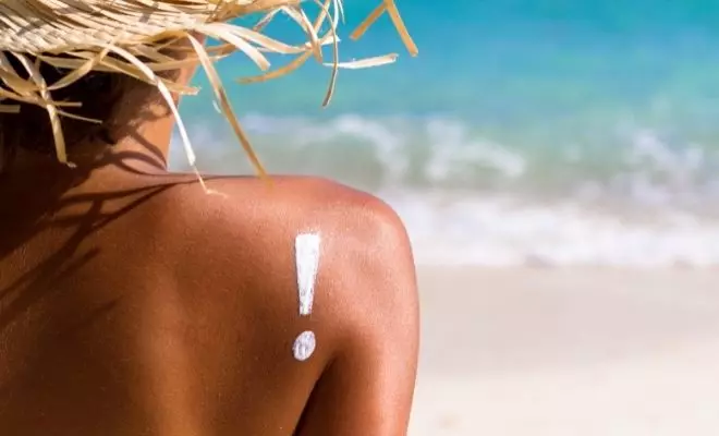 Farer ved at blive udsat for solen: hvilken beskytter skal man bruge til at pleje huden?