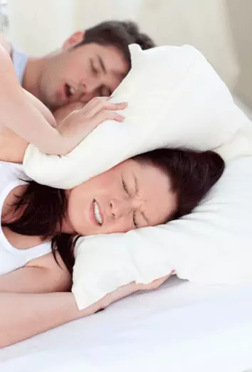 kwụsị snoring