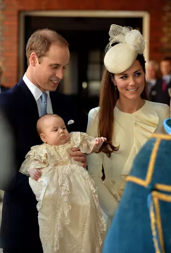 O mais raro batizado real: o do filho de Kate Middleton.