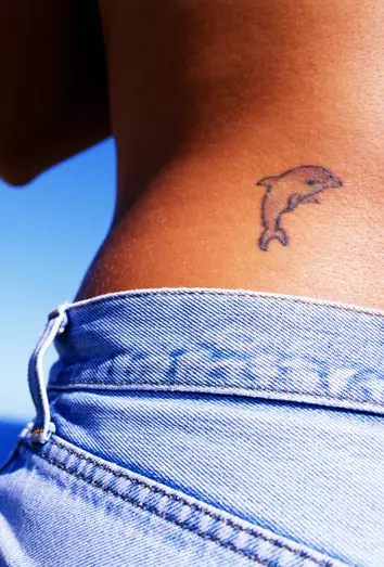Η έννοια των τατουάζ δελφινιών