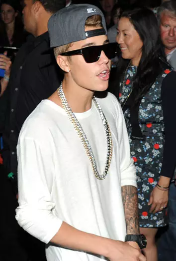 Justin Bieber ที่งาน New York Fashion Week