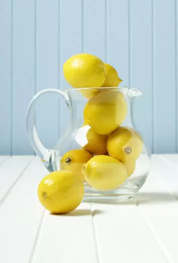 лимон менен үй каражаттары