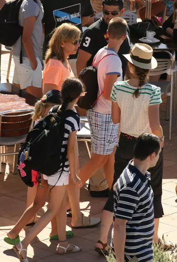 Infanta Cristina po kalon pushimet me familjen në Mallorca