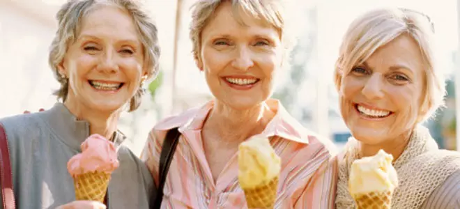 Giunsa ang menopause makaapekto sa sosyal nga mga relasyon
