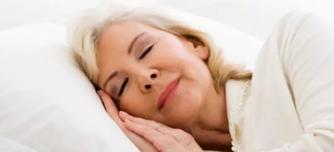 Tips til at sove bedre i overgangsalderen