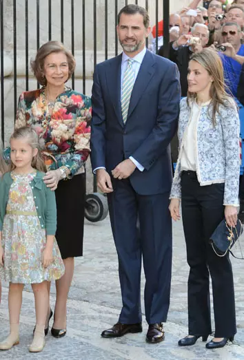 Prinssi Felipe, Letizia, Leonor, kuningatar Sofia.