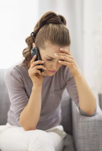 Ұялы телефонды шамадан тыс пайдаланудан туындаған стресс