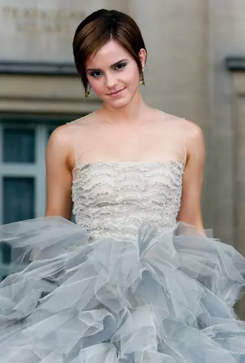 Emma Watson ដែលជា "Cinderella" ថ្មីរបស់ Disney