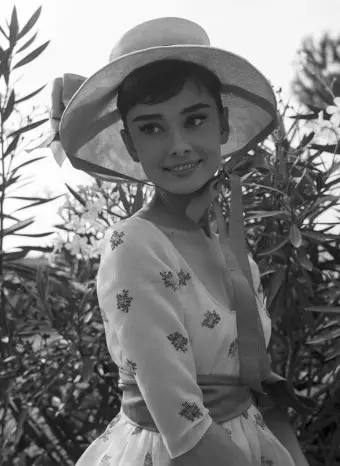 Audrey Hepburn ne adam wata