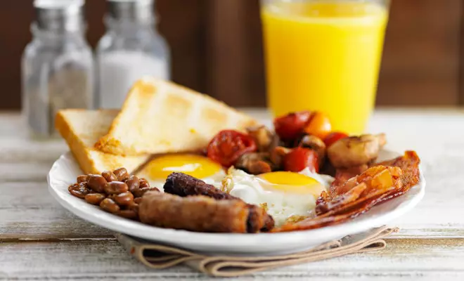 งดอาหารเช้า: การลดน้ำหนักที่แย่ที่สุด