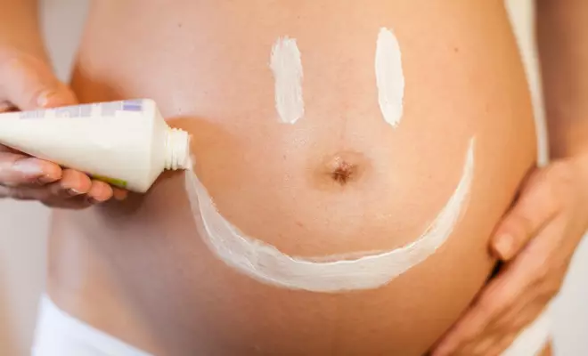 Ինչպե՞ս կանխել ձգվող նշանները հղիության ընթացքում: