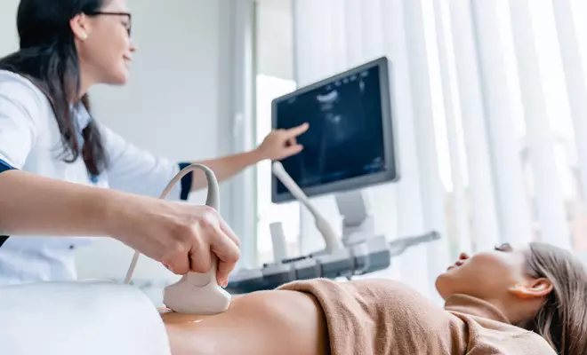 Dallimi midis ultrazërit transabdominal dhe transvaginal