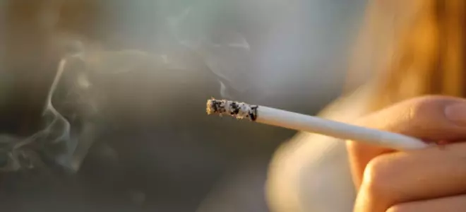 Tobakk tar sitt toll på overgangsalder: risiko for kvinnelige røykere