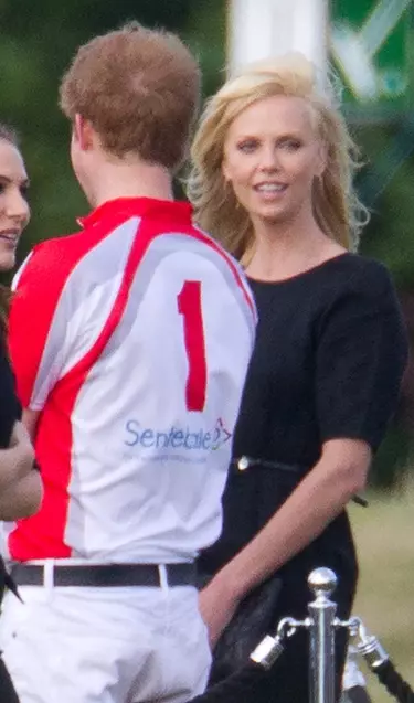 Harry, the flirty prince: he talks to Charlize Theron and will not marry Chelsy Davy
