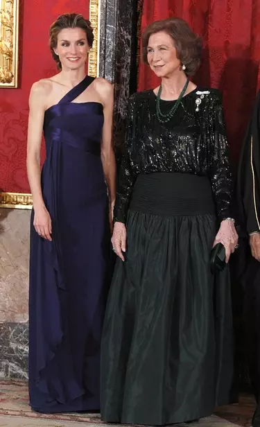 Doña Sofia, Mozah Bint Nasser və Letizia, qala şam yeməyində zəriflik nümayişi