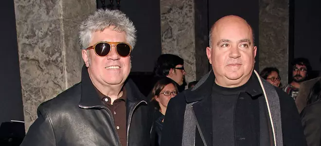 Pedro Almodóvar le moen'ae Agustín ba khutlela Sekolong sa Lifilimi