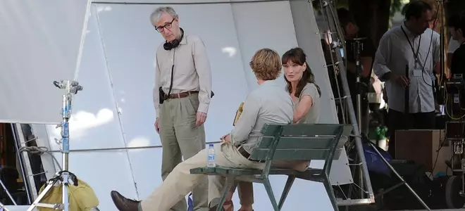 Första bilderna av Carla Bruni under befäl av Woody Allen i 