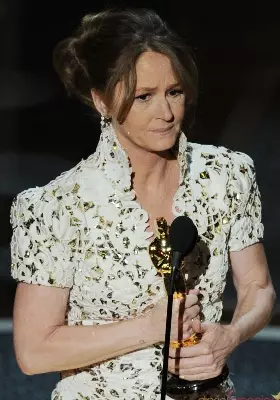 Melissa Leo s svojim Oskarjem