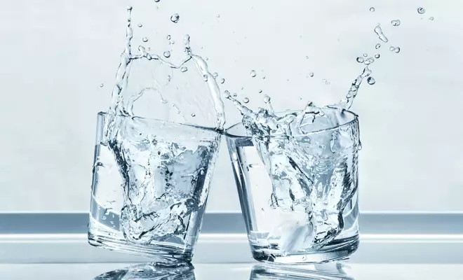 Pokyny, ako vedieť, či pijete dostatok vody