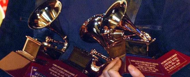 Джастін Бібер, Леді Гага та Емінем готуються до вручення премії Греммі 2011 року