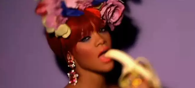 Rihanna într-o imagine a celui mai recent videoclip al ei