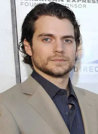 Henry Cavill ga-egwu Superman ọhụrụ