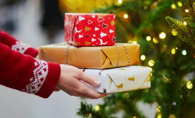 Idetë e dhuratave të domosdoshme për një adoleshent në Krishtlindje