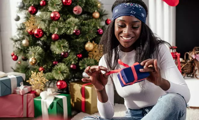 Idetë më të mira të dhuratave për një adoleshent në Krishtlindje