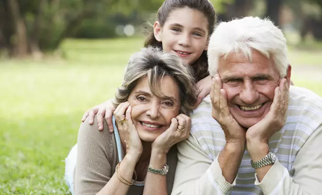 Dziadkowie i babcie są bardzo ważni we wszystkich rodzinach