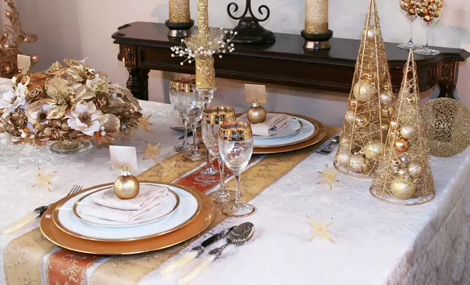 Hoe om die tafel met Kersfees te dek: Verras jou gaste!