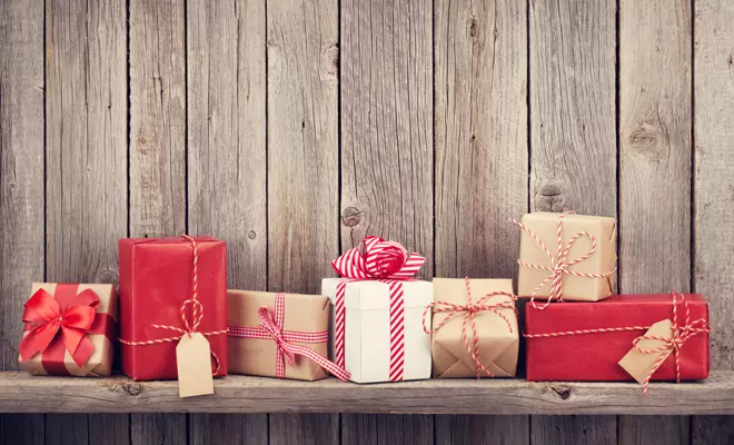 Что подарить начальнику на Рождество: идеи, как порадовать, не устраивая бал