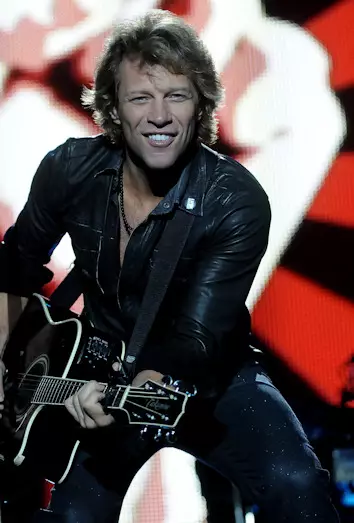 jon bon jovi တိုက်ရိုက်ထုတ်လွှင့်သည်။