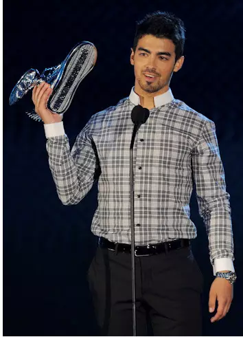 Joe Jonas no Do Something Awards