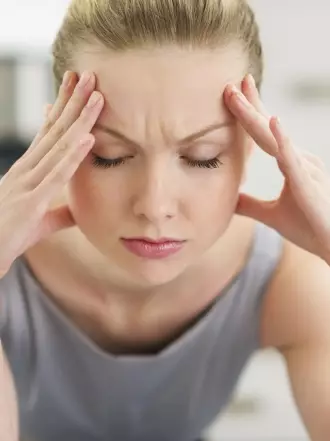 Opaska a ból głowy