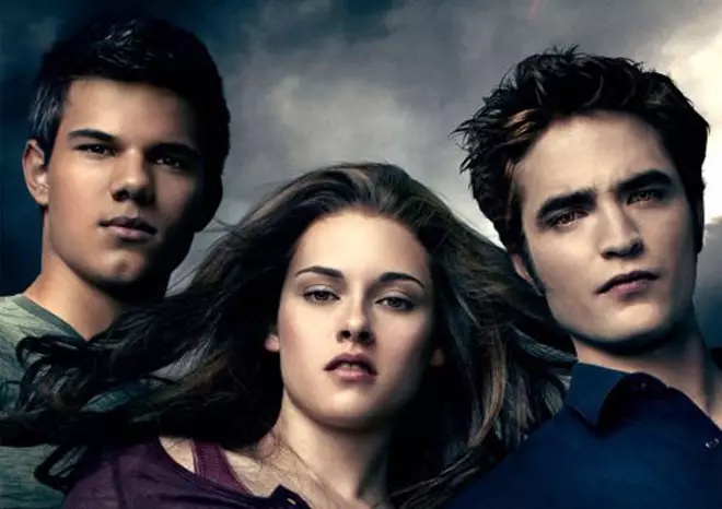 Robert Pattinson, Kristen Stewart na Taylor Lautner kwenye Tuzo za Sinema za MTV za 2010