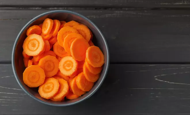 Трикове за моркови, за да издържат по-дълго в добро състояние