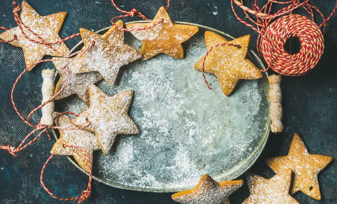 글루텐 프리 크리스마스 쿠키를 만드는 단계별 방법
