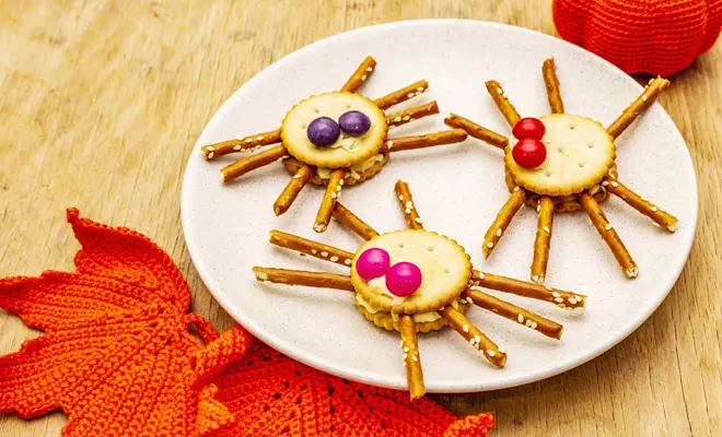 Reichhaltiges Rezept für Spinnenkekse für Halloween