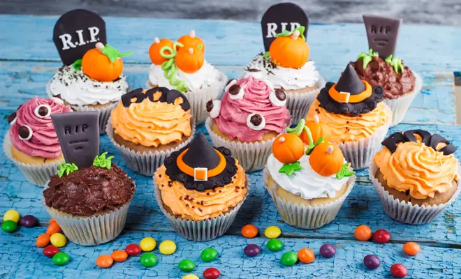 Halloween အတွက် gluten-free cupcakes လုပ်နည်း