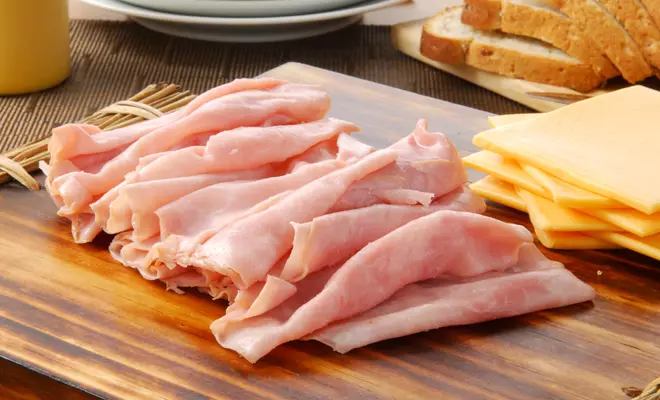 Tipps fir gekachten Ham oder York ze konservéieren