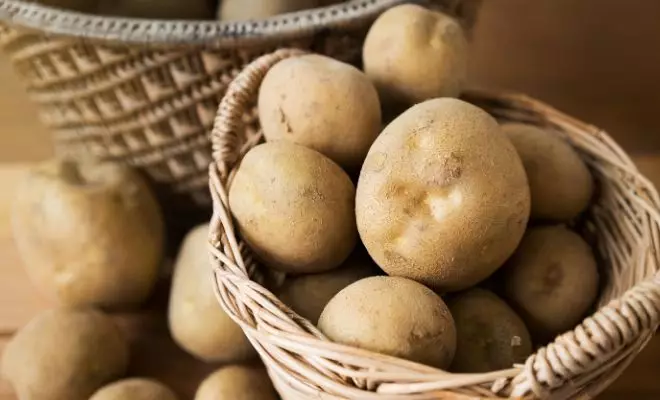 Cara memanfaatkan kentang sepenuhnya dalam kuarantin